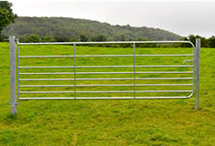 D8 Medium Sheep Field Gate Gibney – Mulveys Hardware